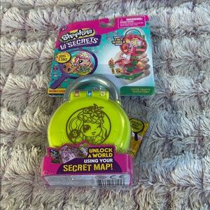 Shopkins | Toys | Shopkins Lil Secrets Playset Collectable Mini Playset ...